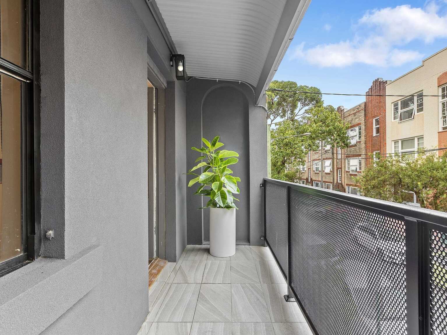 Terrace For Sale - 185 Brougham Street Woolloomooloo