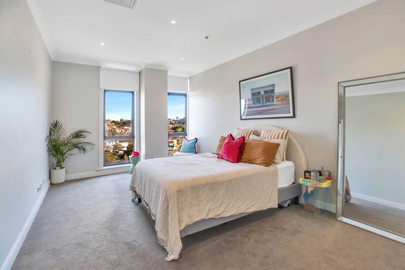 Apartment For Lease - 504/2 Darling Point Road Darling Point