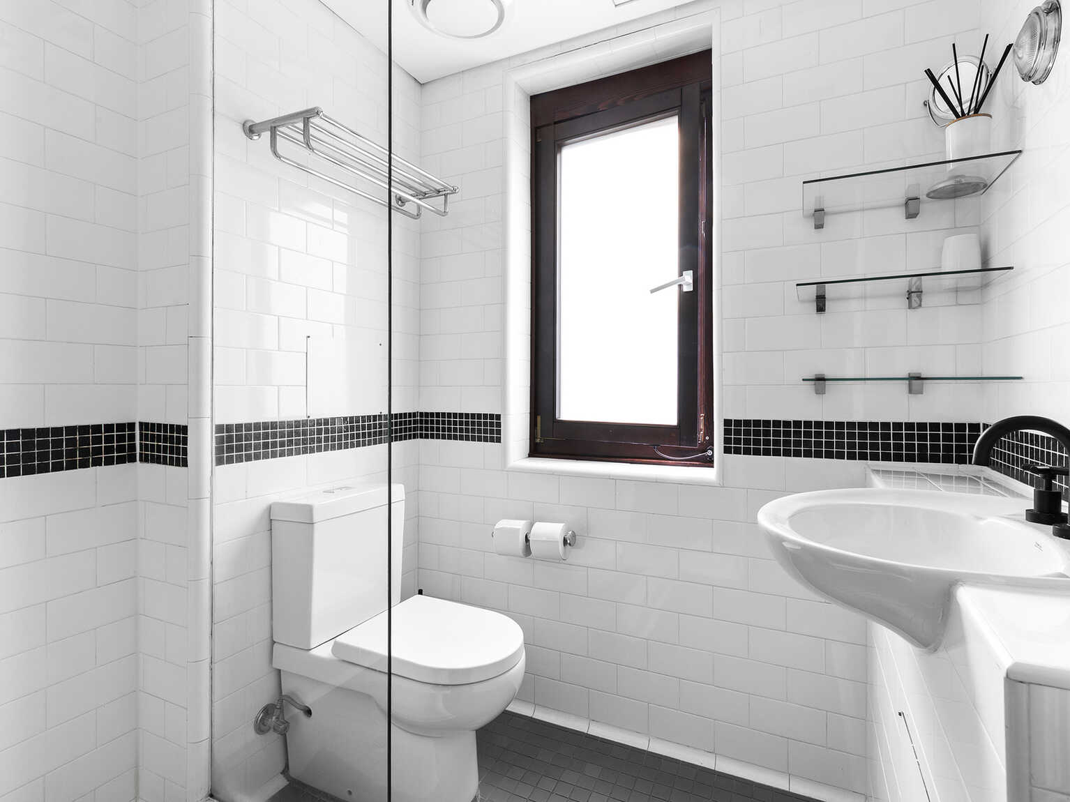 Studio For Sale - 25/18 Springfield Avenue Potts Point